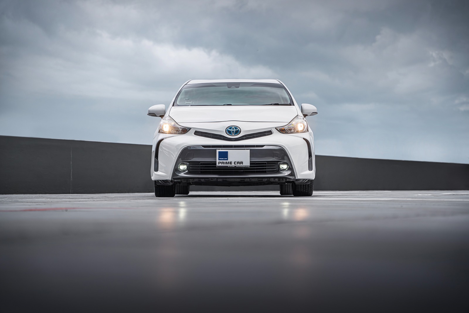 Used 2019 Toyota Prius Alpha Singapore | $86,800 | Primecar